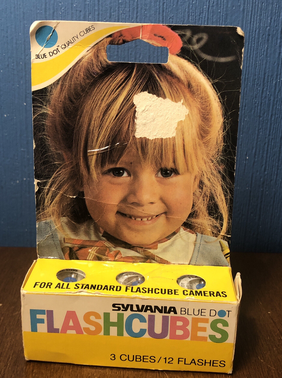 VINTAGE Sylvania Blue Dot Flash Cubes 3 Pack 12 Flashes - Camera ...