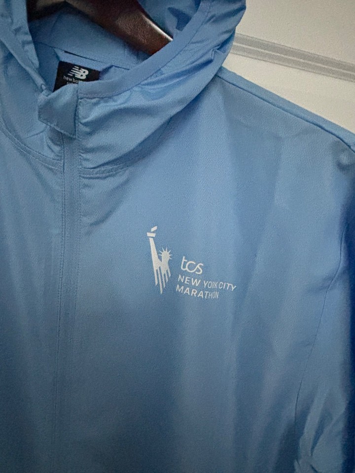 NYC New York 2025 MARATHON Volunteer Jacket Large Abbott World Marathon ...
