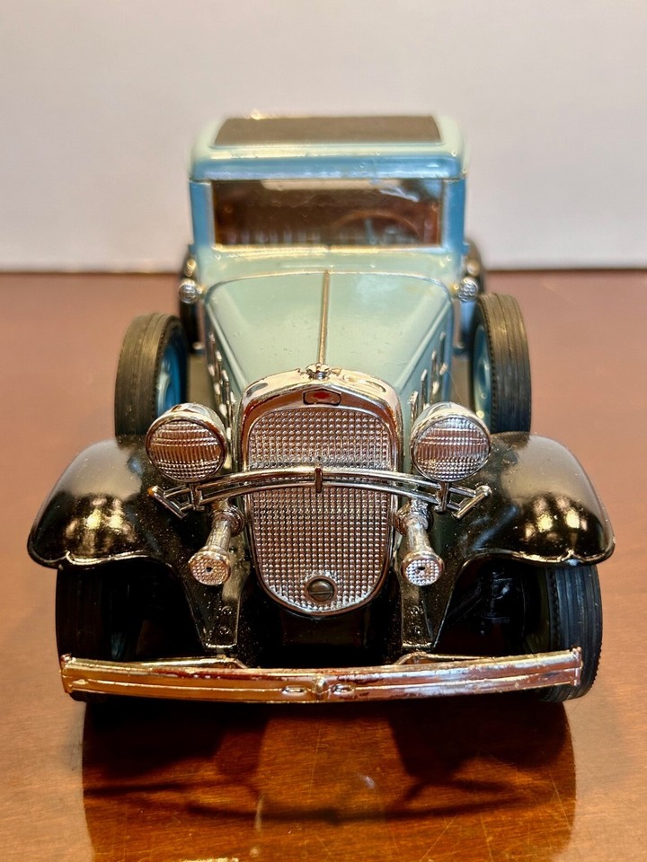 Hubley 1932 Chevrolet Coupe Built Metal Model Car 1:20 | eBay