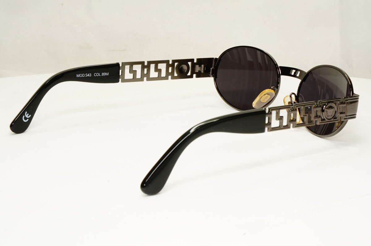Gianni Versace 1996 Vintage Gunmetal Medusa Metal Sunglasses Gianni Versace 1996 Vintage Gunmetal Medusa Metal Sunglasses