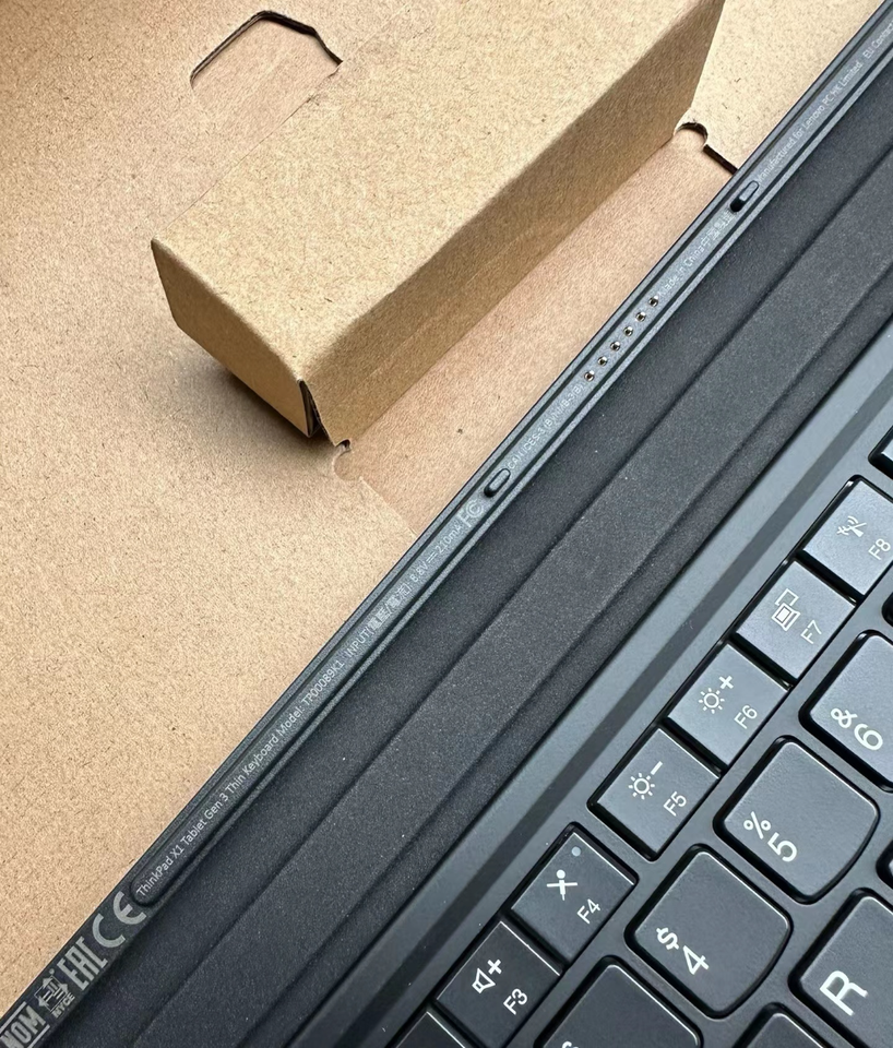 Genuine Lenovo ThinkPad X1 Tablet Gen 3 Magnetic Keyboard TP00089K1 ...