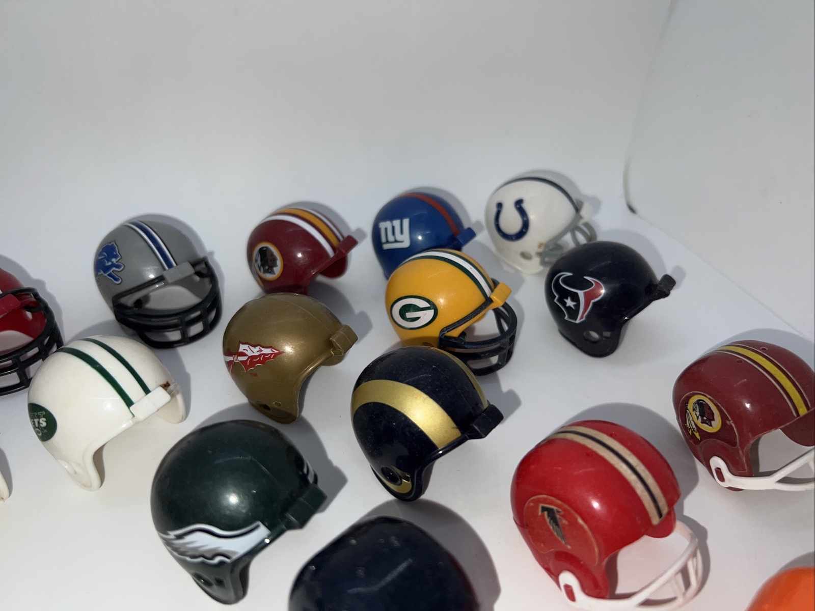 Vintage NFL Mini pocket Helmet Lot of 35 Helmets - Vending Machine ...