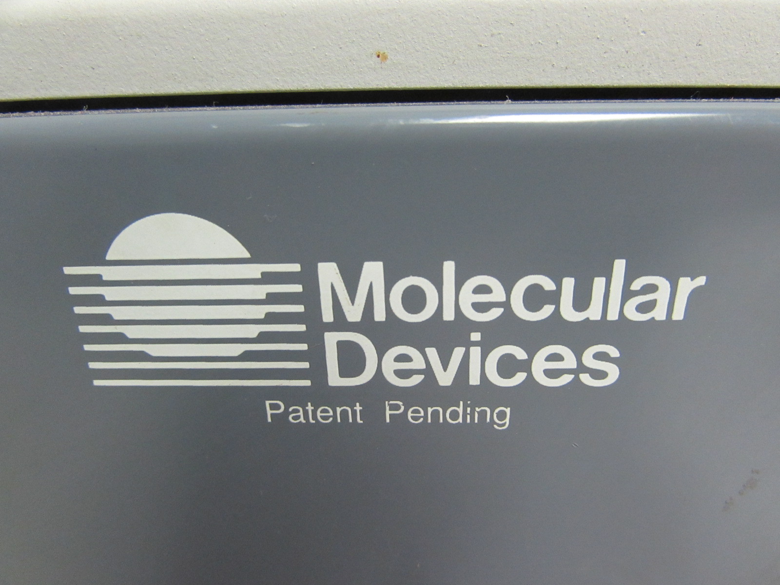 MOLECULAR DEVICES THRESHOLD AUXILIARY MANIFOLD 100-240V 50/60HZ ***XLNT*** | eBay