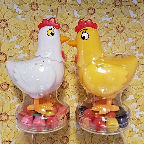 Kidsmania Fancy Henny CHICKEN LAYS EGGS Easter Dubble Bubble Gum ...