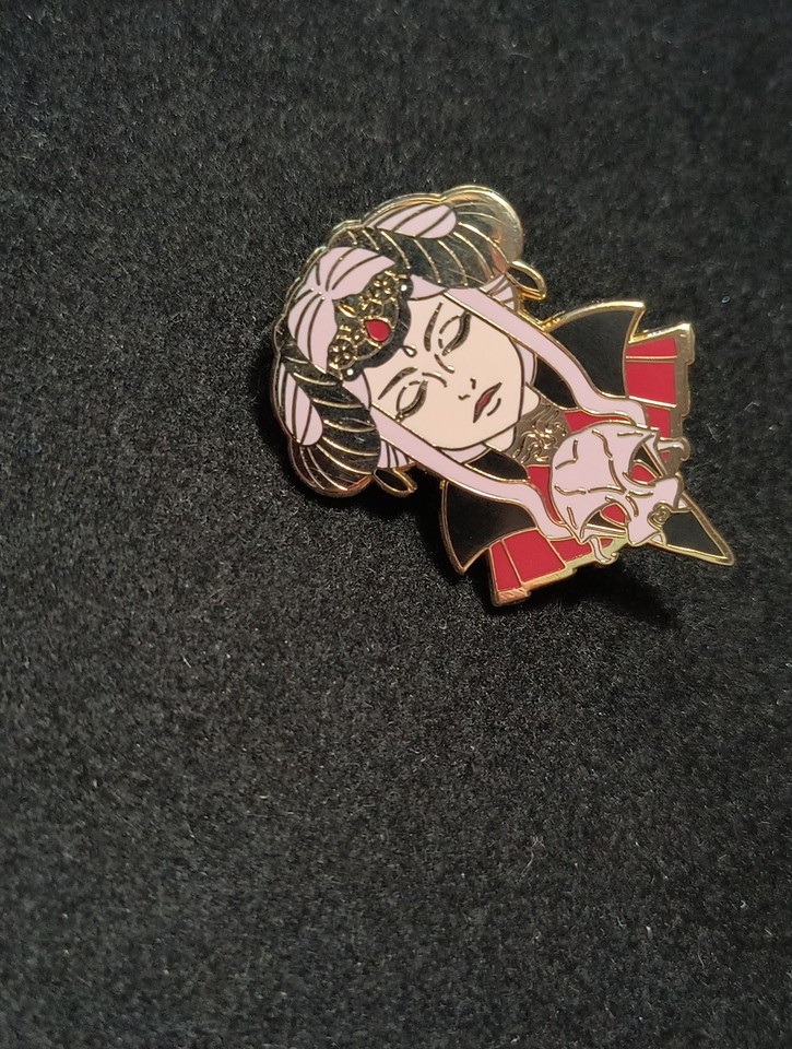 Lord Edelgard Pin Metal Enamel Gold Tone 1-1/8" X 2-3/4" | eBay