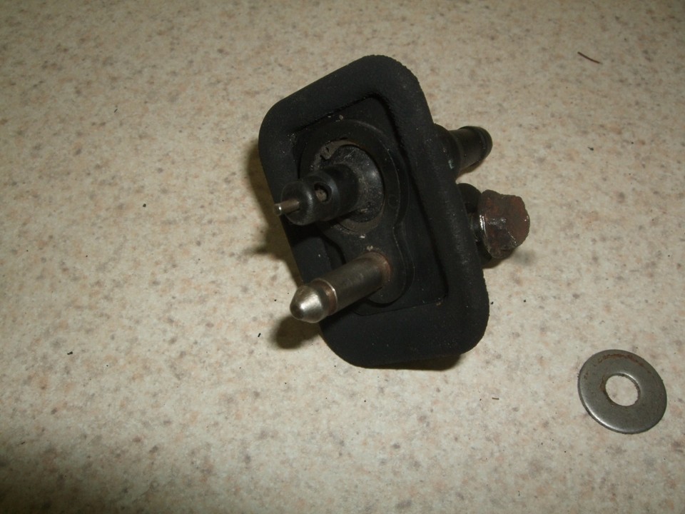 HONDA OEM BF50 FUEL CONNECTOR ASSEMBLY 17710-ZW9-023 GROMMET SCREW ...