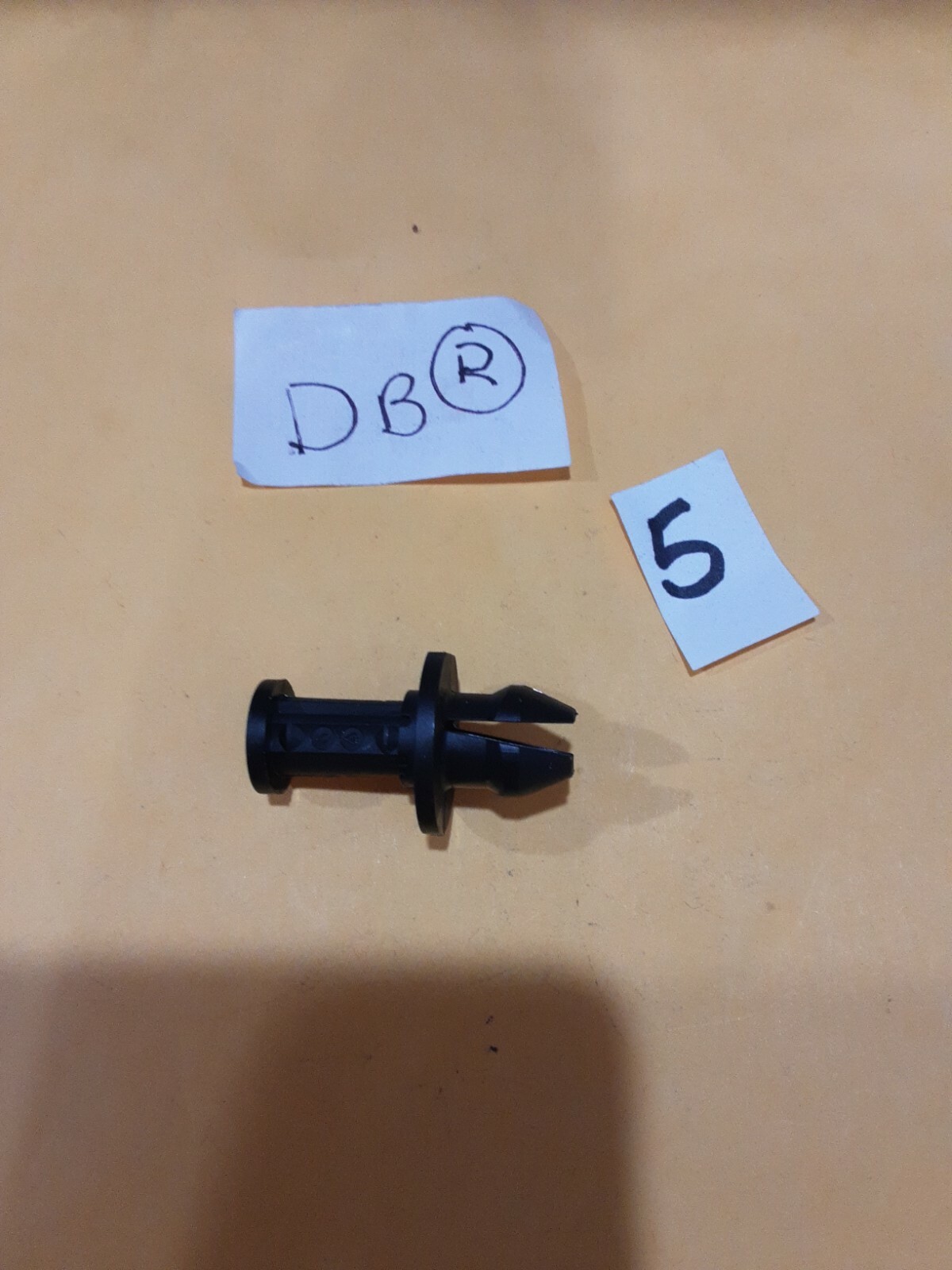 Set of 5 OEM bumper retainers Chrysler 6509761-AA | eBay