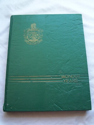 1990 SHADLE PARK HIGH SCHOOL YEARBOOK SPOKANE, WASHINGTON SPORRAN | eBay