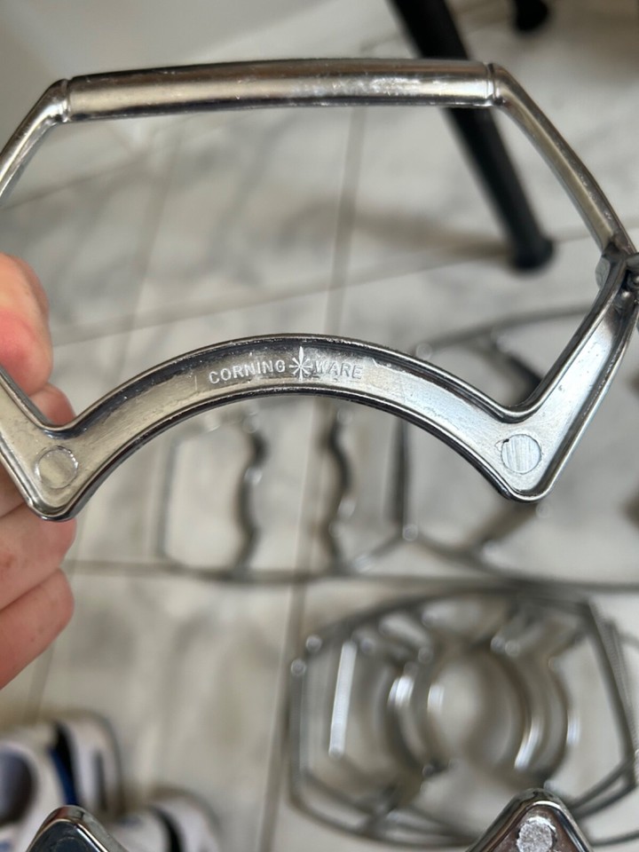 Vintage Corning Ware P 11 M 1 Casserole Stand Metal Trivet Pyrex Holder ...