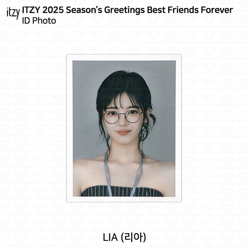 ITZY 2025 Season's Greetings Best Friends Forever Photocard ID Photo ...