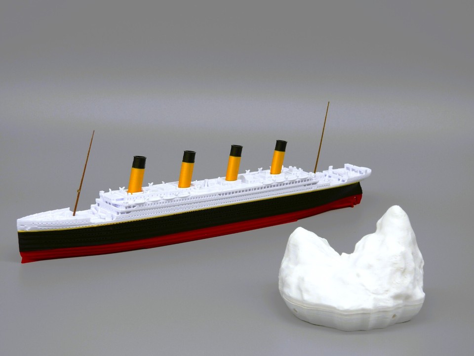 12” RMS Titanic Model, Titanic Toys For Kids, Model Titanic Toy ...