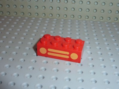 LEGO Brick 2x4 with Yellow Car Grille Pattern / 3001p11 Set 1885/1994 ...