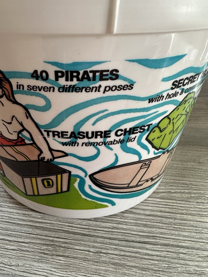 RARE VINTAGE TIM MEE TOY # 1436 PIRATE BUCKET BY PROCESSED PLASTIC CO ...