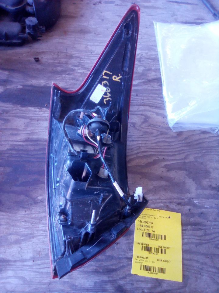 Passenger Tail Light Quarter Panel Mounted Fits 16-17 ALTIMA 663437 | eBay