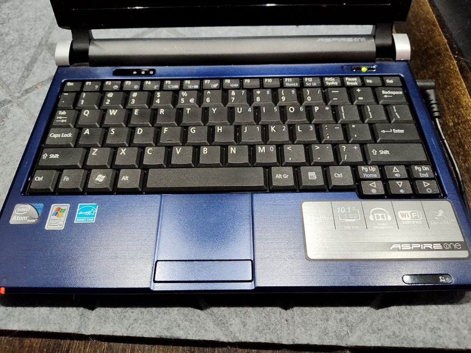 Notebook Acer Aspire One KAV60 - Windows XP / CPU N270 / 1.60 GHz /0.99 ...