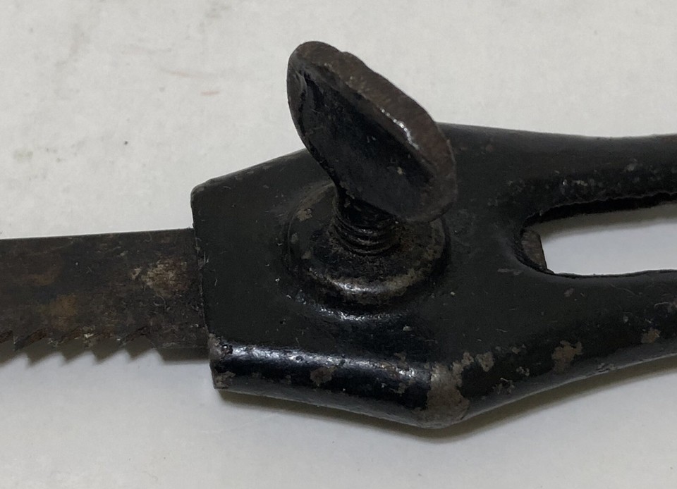 Antique 1871 Cast Iron Hand / Hack Saw with Removable Blade - August ...