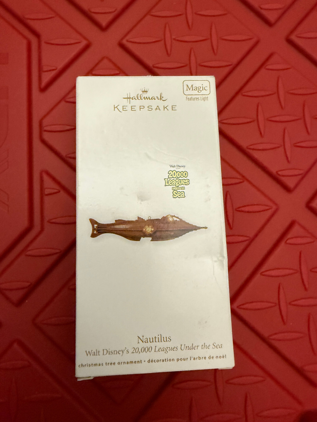 2011 Nautilus Hallmark Ornament Disney 20000 Leagues Under The Sea ...