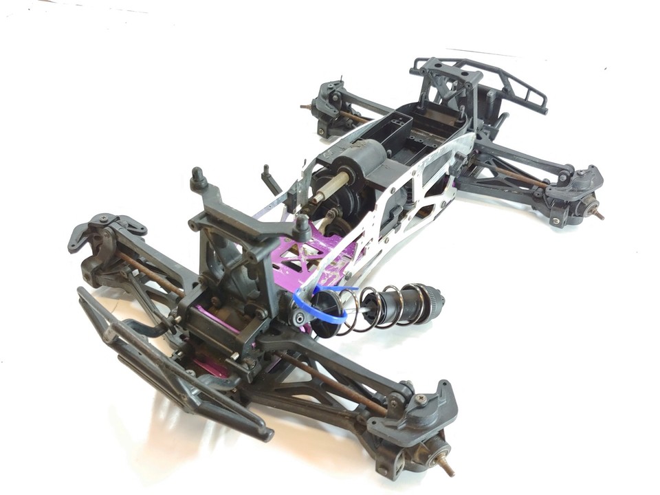 Missing Parts: HPI Racing Savage 1/8 Monster Truck Roller Slider ...