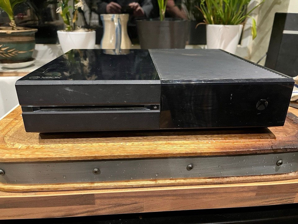 Xbox One Gaming Console – 1 Controller + Power & HDMI Cables – Tested ...