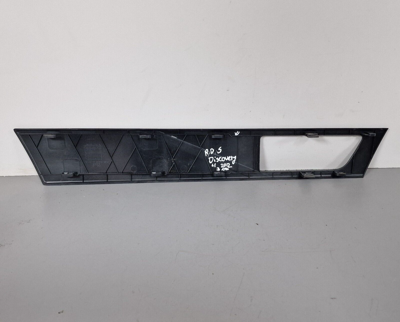 2012 LAND ROVER DISCOVERY 4 REAR DRIVER SIDE DOOR CARD TRIM AH2222620 ...