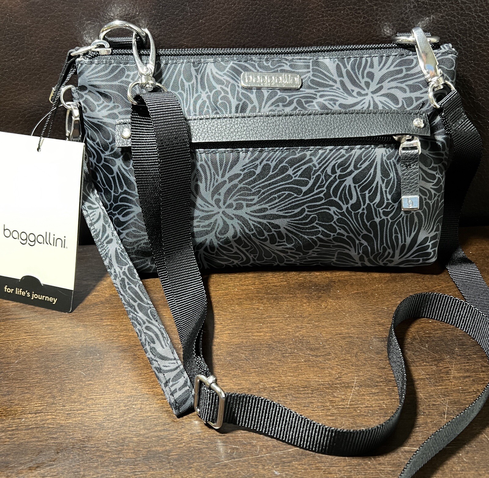 Baggallini NEW!!! MINI CROSSBODY Floral Grey WALLET Zip Wristlet Strip ...
