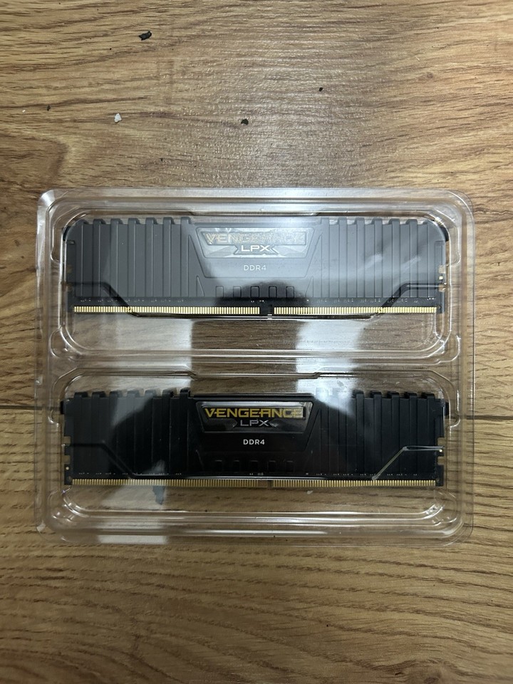 Corsair Vengeance DDR4 16GB 3000MHz And 2666 MHz Ram Sticks (8 each ...