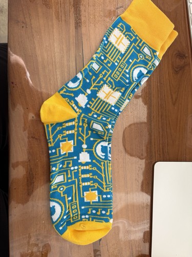 Socks - GitHub Logo Computer Circuit Theme - BRAND NEW Yellow blue one size | eBay