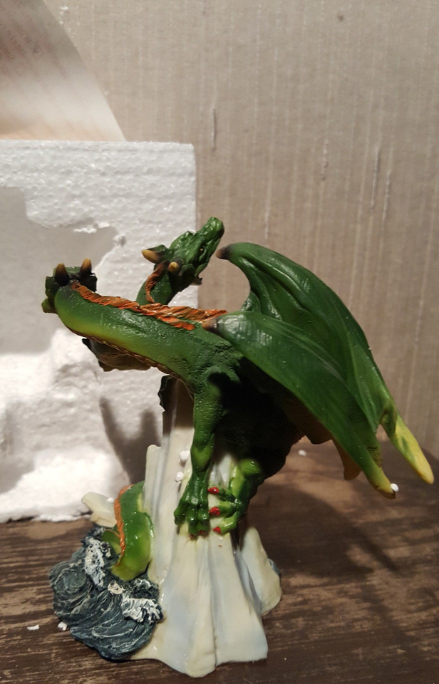 1996 Myths and Legends 3-Headed Dragon on Base Summit Collection #4973 ...