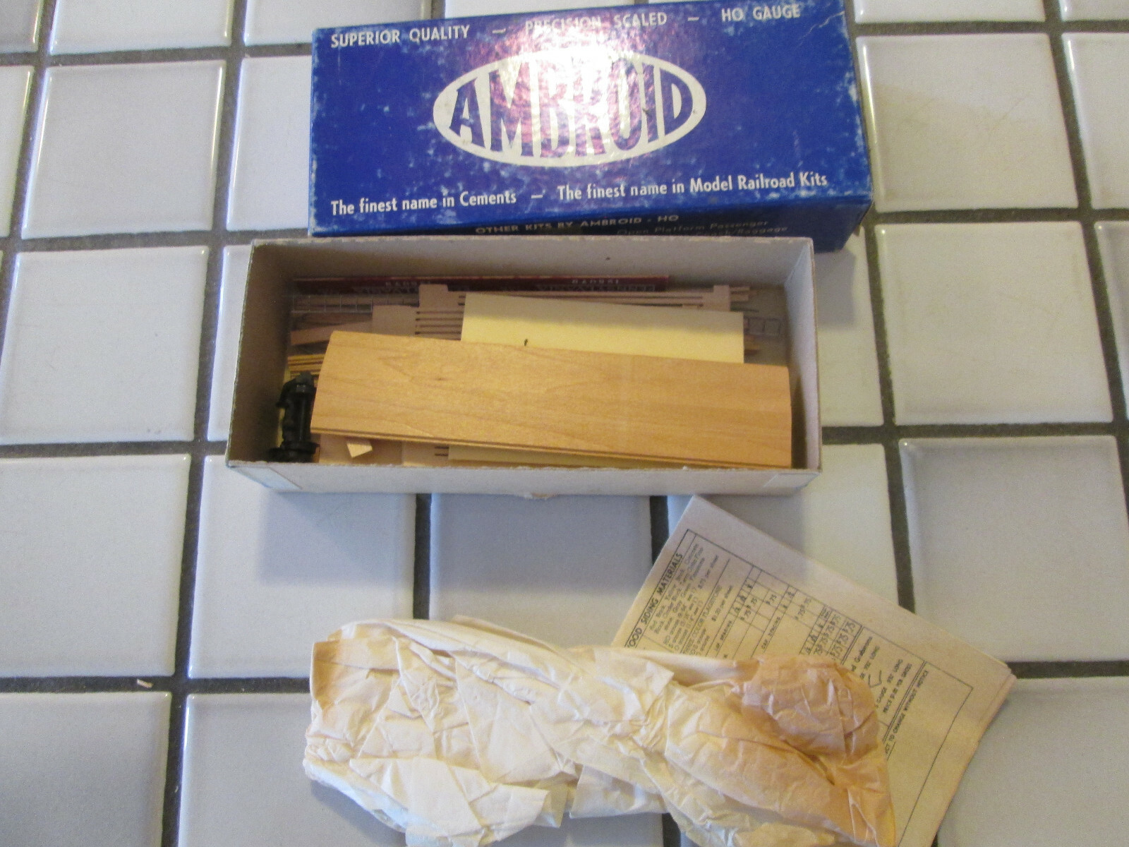 ambroid old wood stock car kit HO scale //// | eBay
