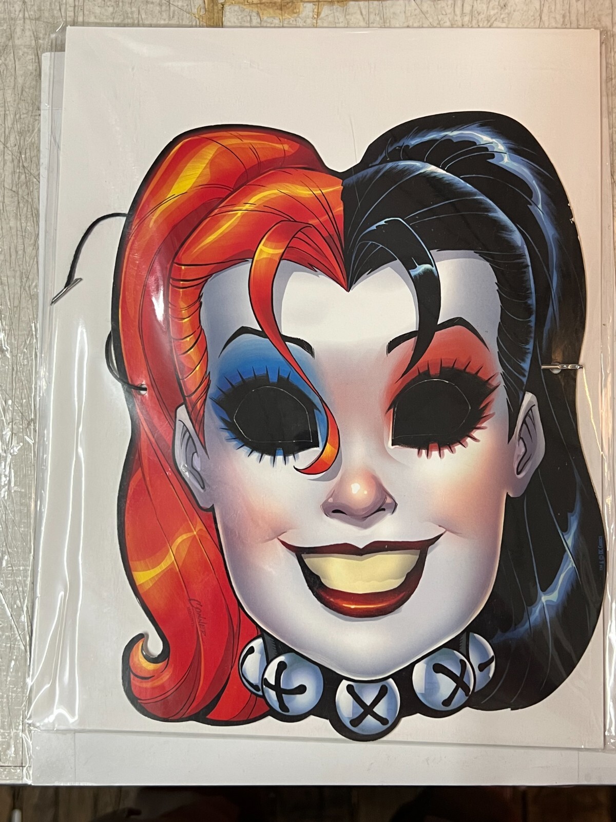 DC Diamond Promo 2015 Harley Quinn Cardstock Mask | Combined Shipping B ...