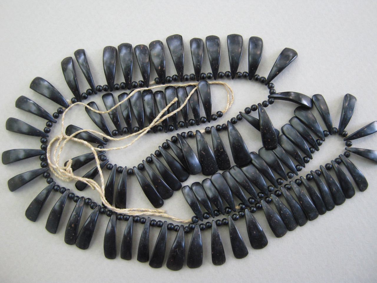 Vintage Coconut Shell Necklace -Tooth or Claw Shaped … - Gem