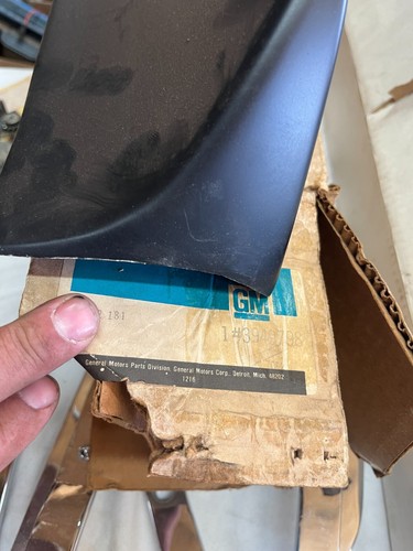 1969 Chevy Chevrolet Camaro NOS Rear Spoiler 3949798 Pontiac Firebird ...