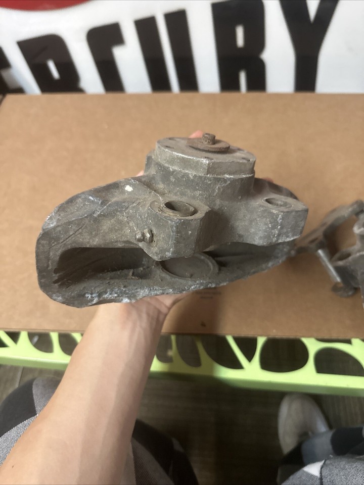 Vintage Halibrand Pair Lobster Brake Caliper Roadster Indy Race car ...