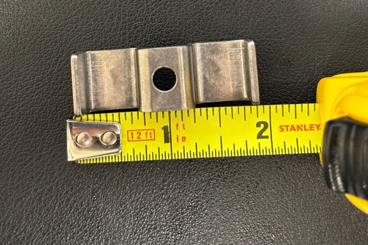McMASTER-CARR Saddle Clip 1/2" Bearing Bar Width Fastener Fiberglass ...
