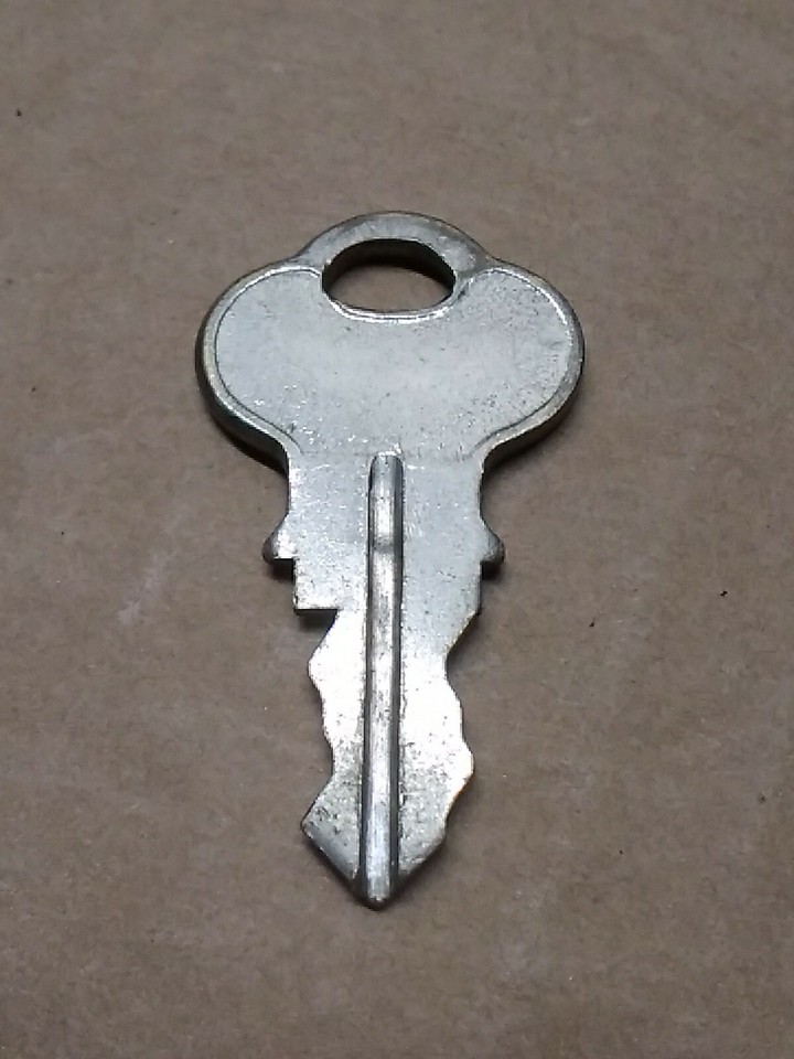 Vending Machine Chicago Lock Key B154 B 154 | eBay