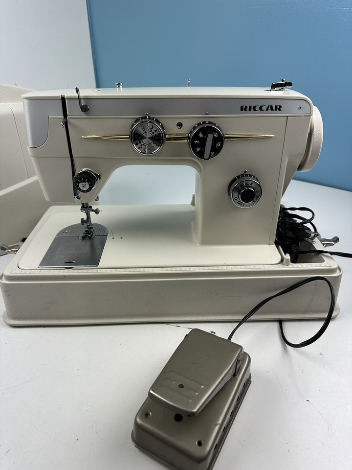 RARE Riccar Model 666 MINT Sewing Machine TESTED WORKING W/Case | eBay