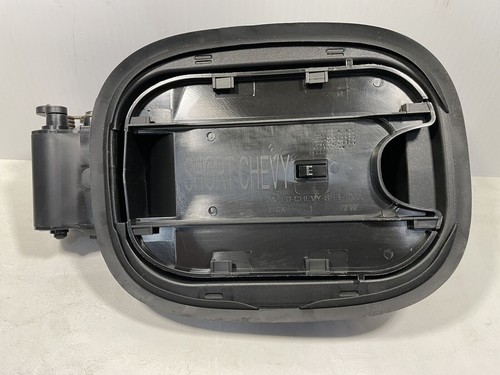 NEW GM OEM HOUSING- GENERAL MOTORS GMC 84745940 | eBay