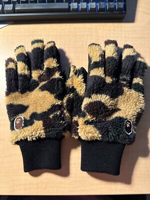 A Bathing Ape/Bape Mitten Size M | eBay