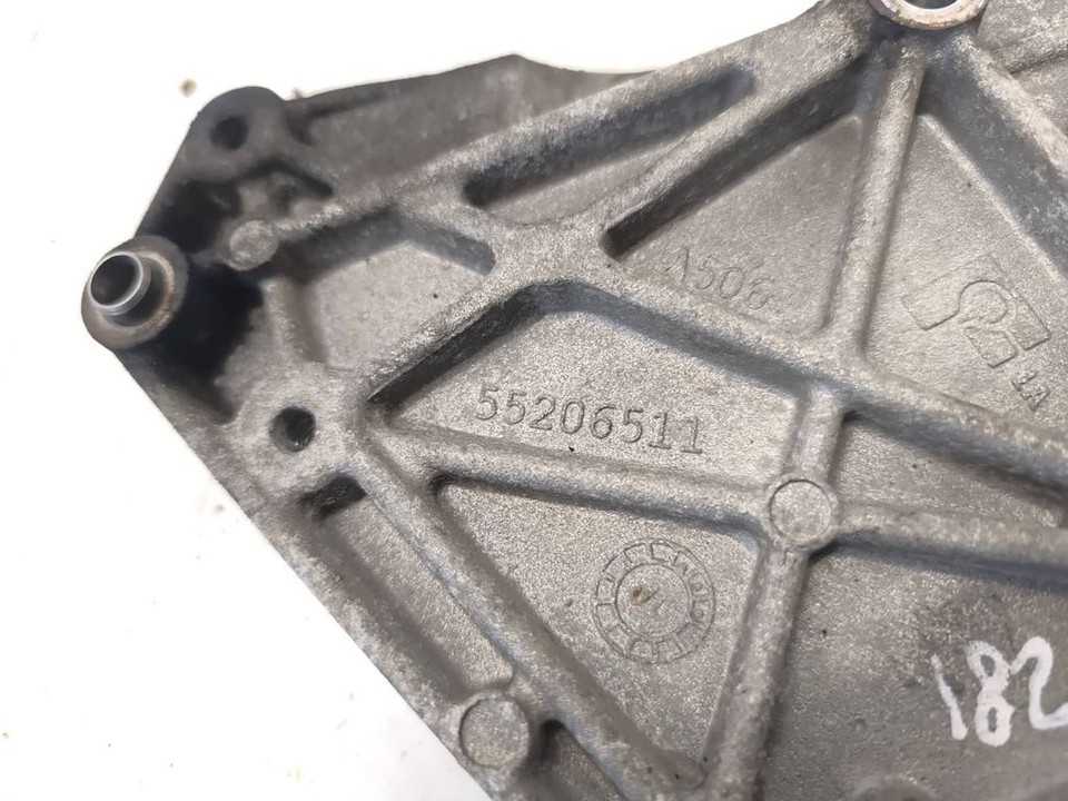 Alfa Romeo Mito 1.3JTDm 70kW 2010 Diesel Engine mounting bracket ...