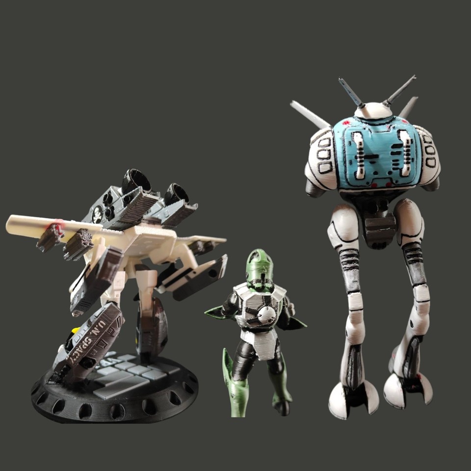 Battle pod and a Soldier and Varitech 1/100 Scale Full Color Robotech ...