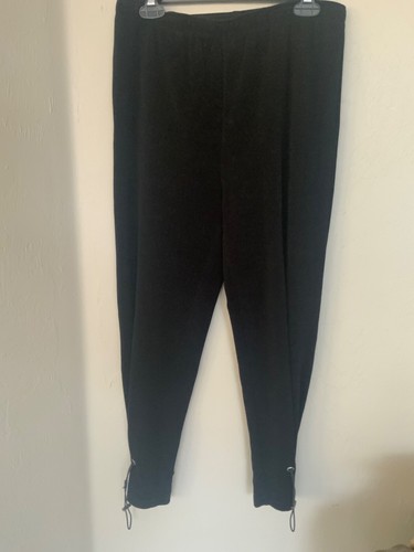 IC Collection Pants Womens Med Black Grommet Hem Slim Crops Pull On ...