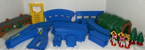 Thomas the Train Trackmaster TOMY Blue Track Tunnel FFARQUHAR Station ...