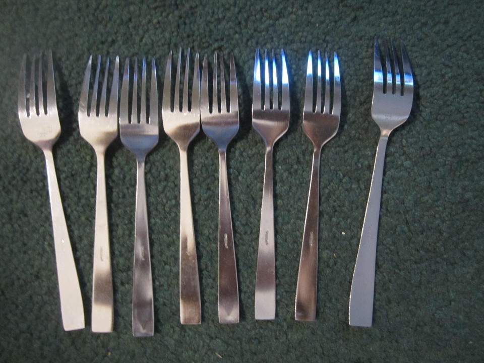 8 Piece lot,Oneida China 24-6 Flatware 7 salad forks,1 dinner fork | eBay