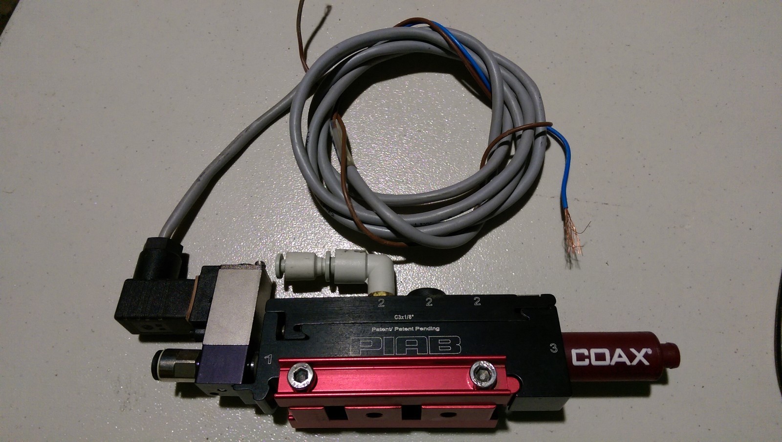 Piab P3010 coax vacuum generator with C3x1/8" and DS23-2425-S-D ...