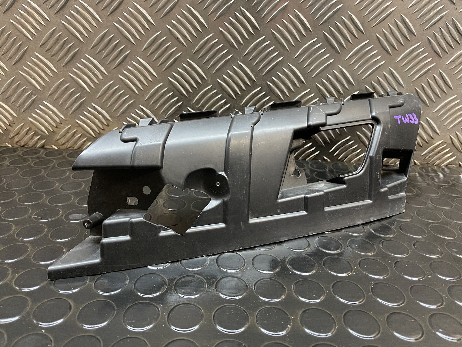 GENUINE AUDI Q5 2017-ON FRONT BUMPER LH BRACKET 80A807095A | eBay