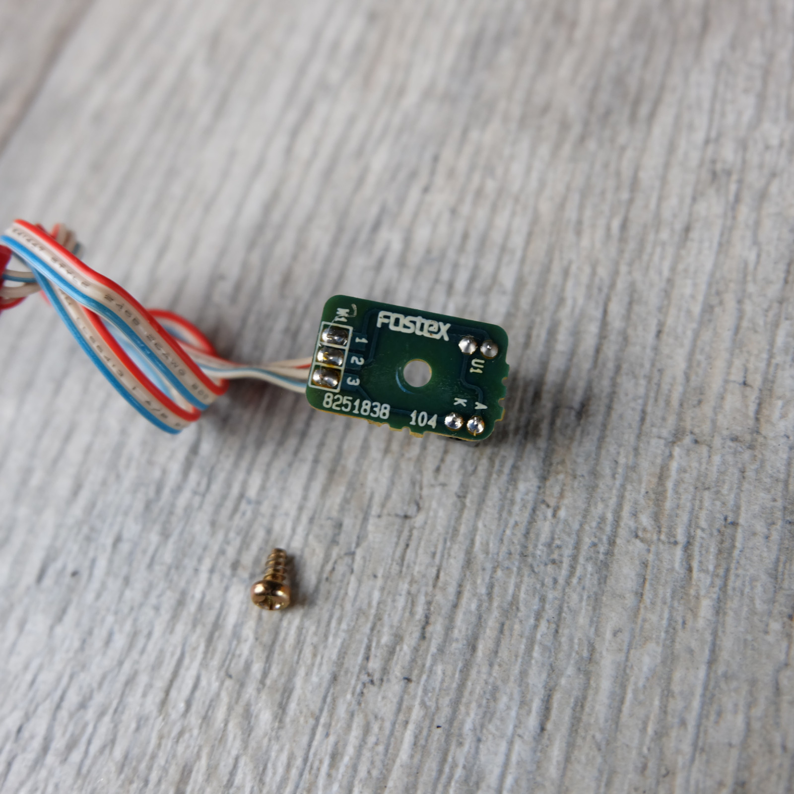 Fostex R8 Reel to Reel - Right Reel Sensor 8251838 104 - Genuine Part ...