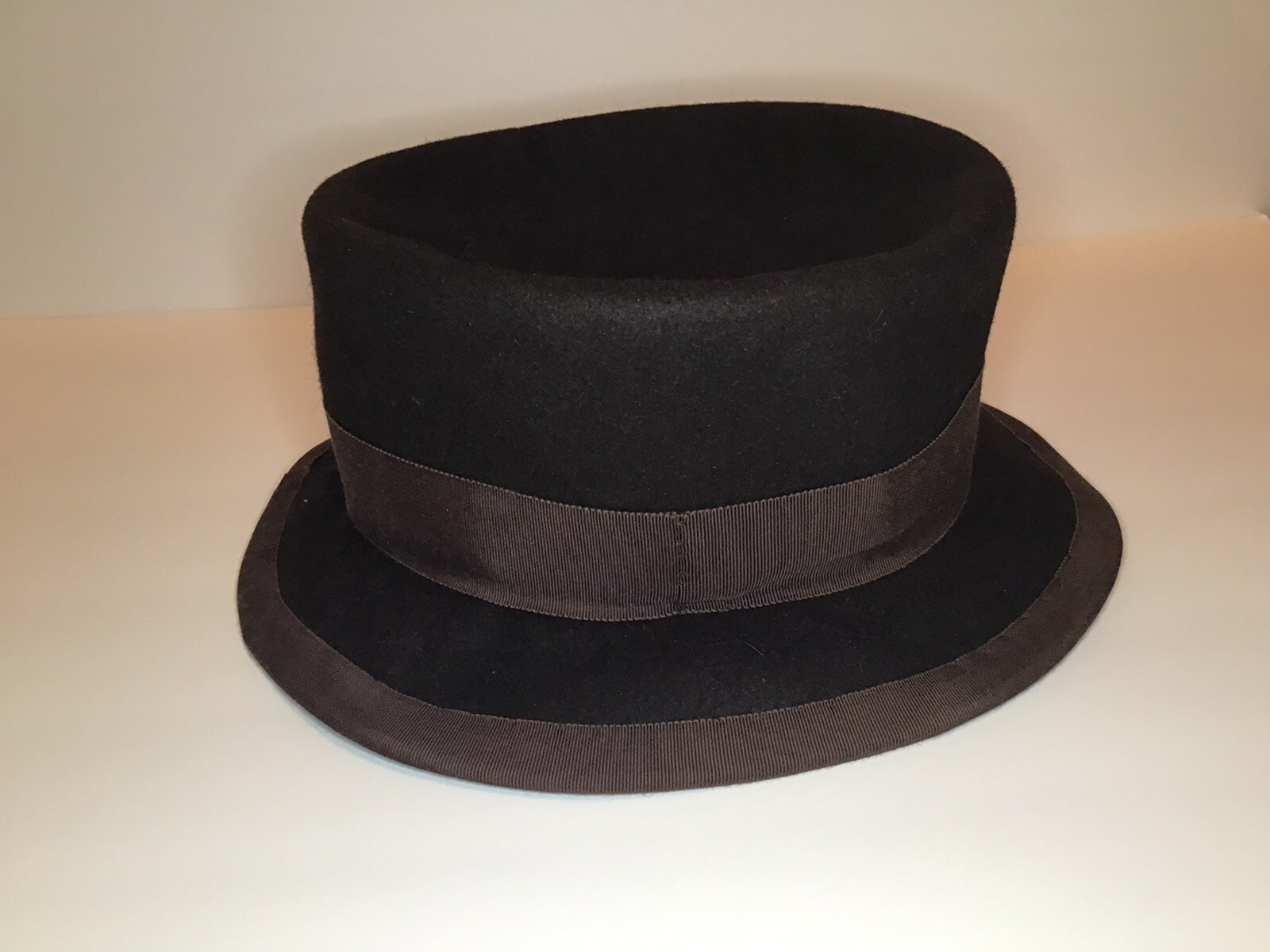 Paula Singleton Derby Fascinator wool felt Hat for Ke… - Gem