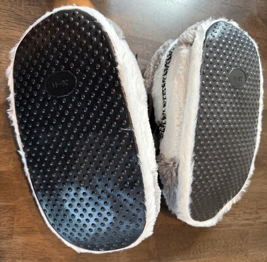 New Air Jordan 1 Dior Plush Oversized Slippers Size Womens 6-12 Men's 4 ...