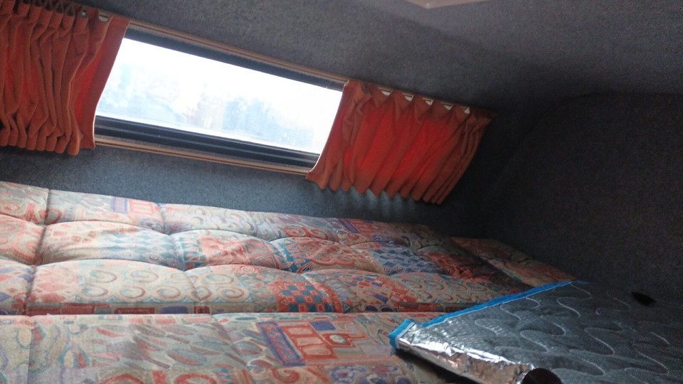 VW Motorhome NAV 4 Berth Campervan for hire Compass Navigator 310 5.3M ...