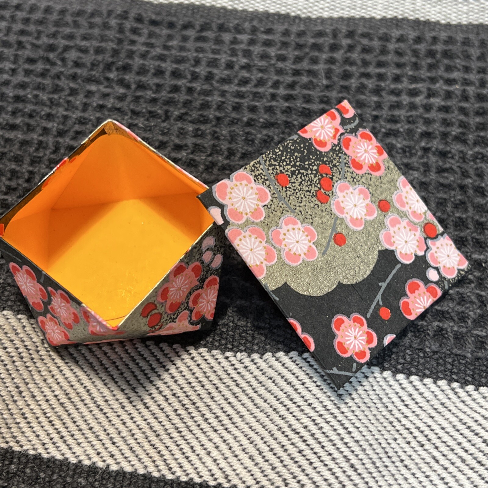 Vintage 90’s handmade Japanes origami small paper Trinket box | eBay
